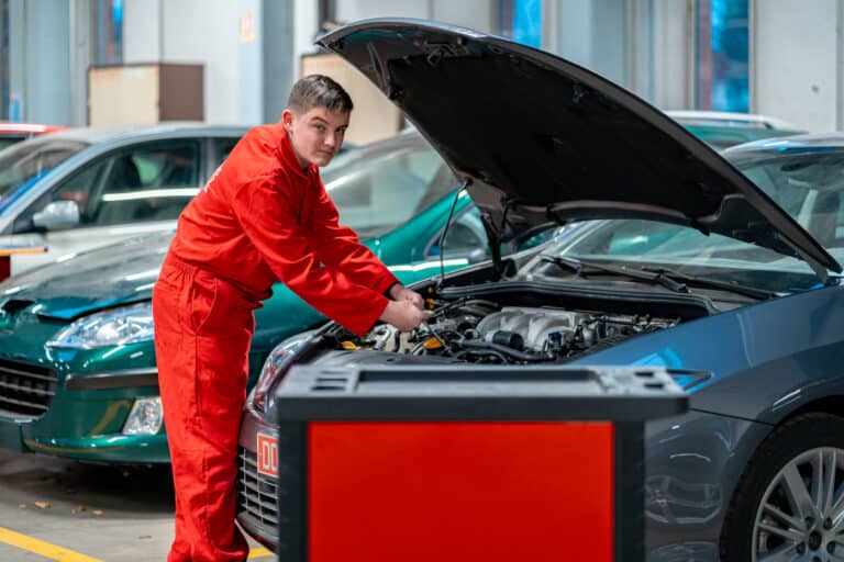 Automobile Archives | Lycée des métiers Henri Senez | Hénin-Beaumont
